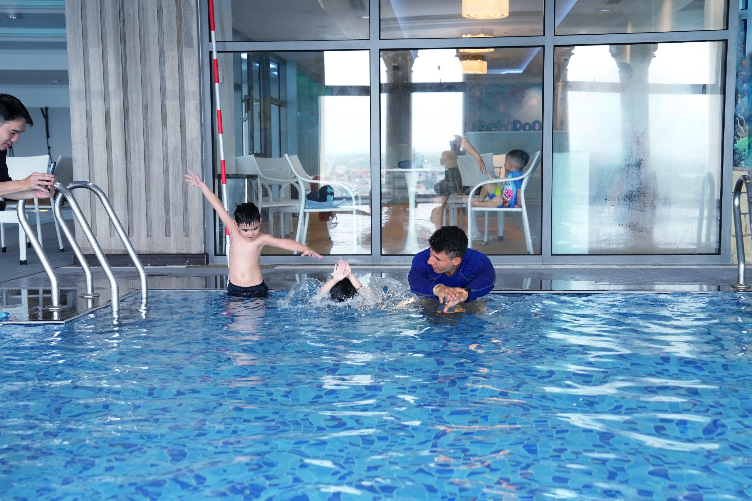Octopool Swim School- Trường bơi sinh tồn chuẩn Mỹ - Octopool Swim School